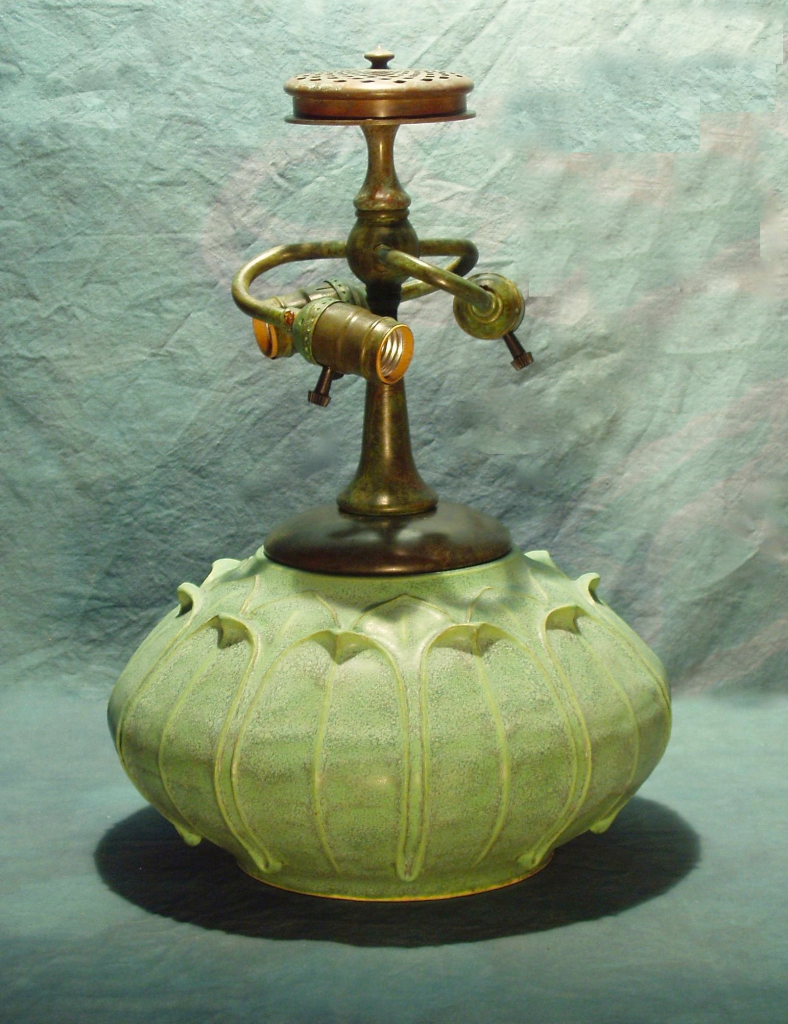 Artichoke-Pottery-Base-17'-Tall
